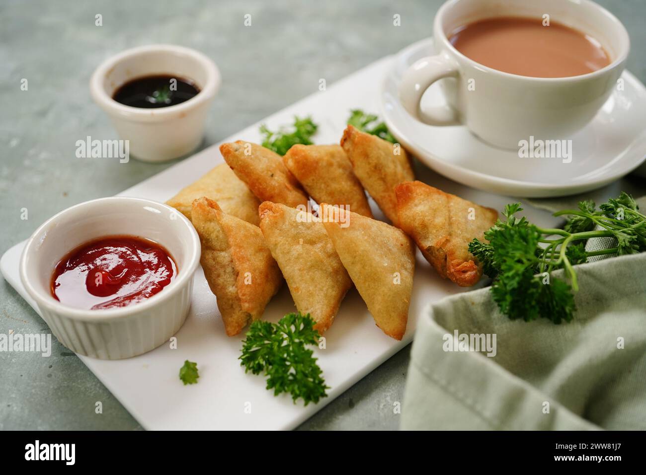 Homemade mini cocktail samosa | Indian appetizer served with ketchup ...
