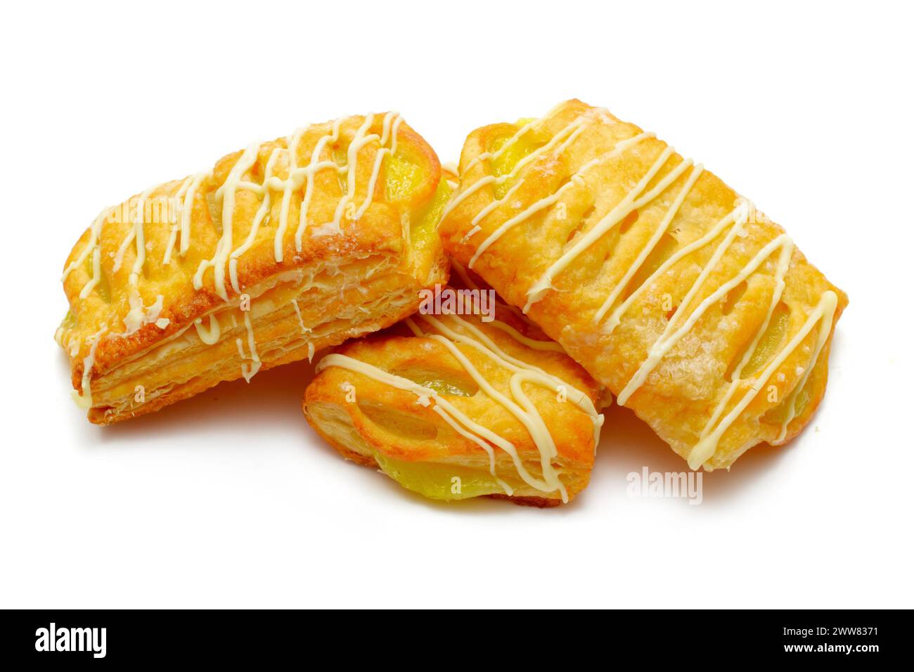 Filling chocolate tart Cut Out Stock Images & Pictures - Alamy