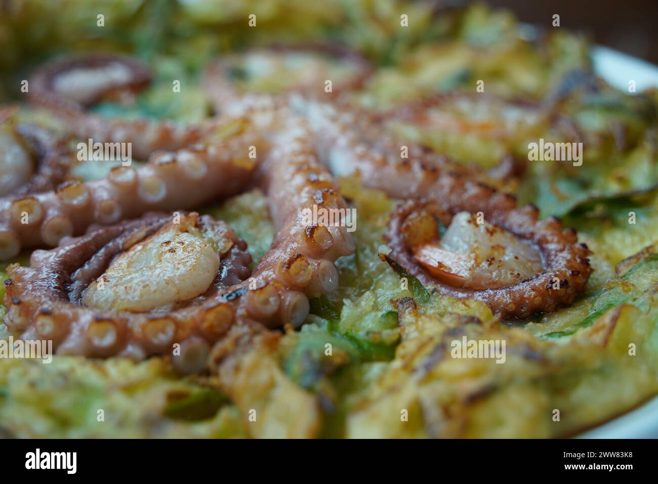 Octopus seafood pancake hi-res stock photography and images - Alamy