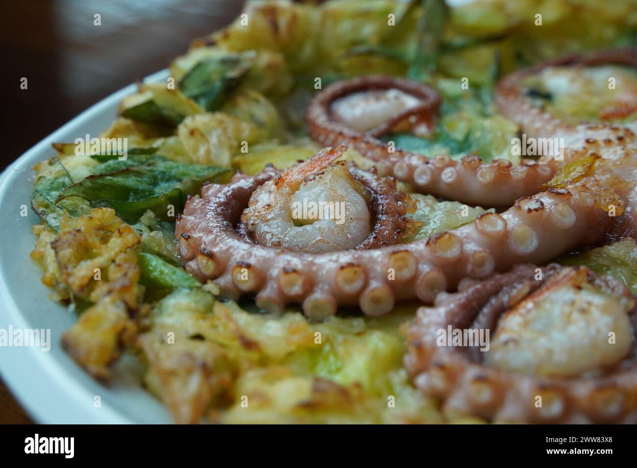 Octopus seafood pancake hi-res stock photography and images - Alamy