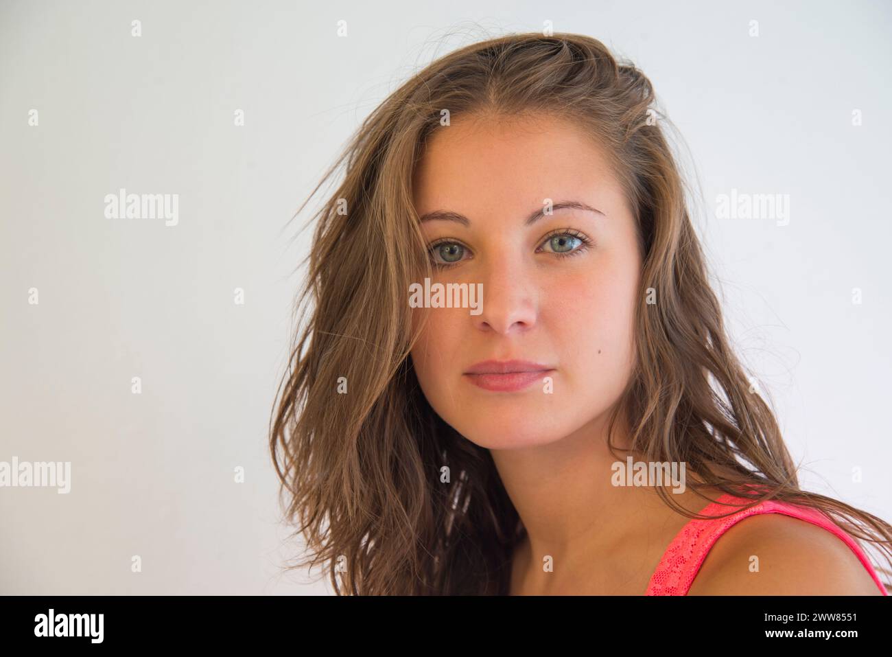 Pretty woman looking camera beautiful hi-res stock photography and ...