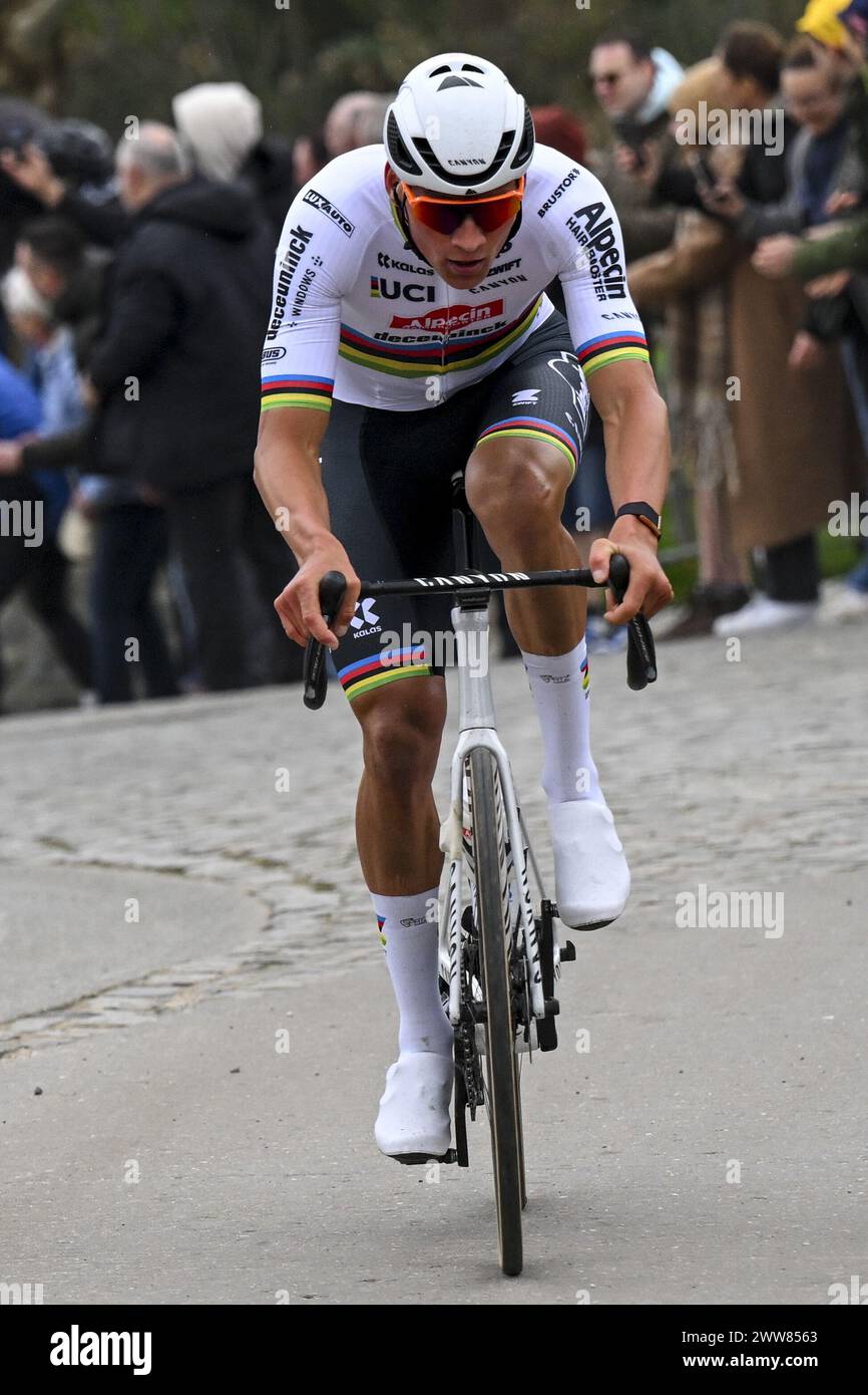 Harelbeke, Belgium. 22nd Mar, 2024. Dutch Mathieu van der Poel of ...