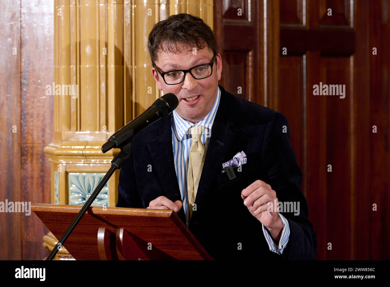 Tom hodgkinson the bad grammar award hi-res stock photography and ...