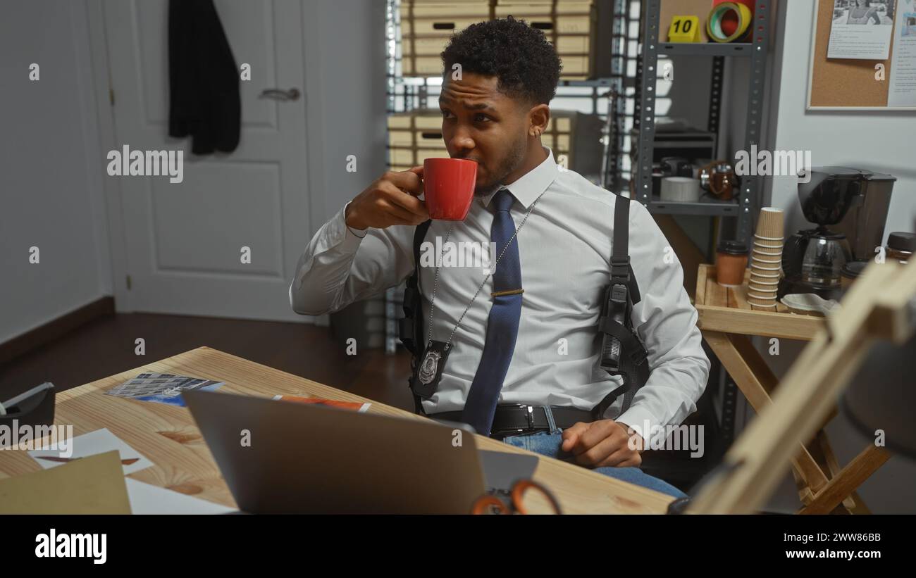 Evidenceboard hi-res stock photography and images - Alamy