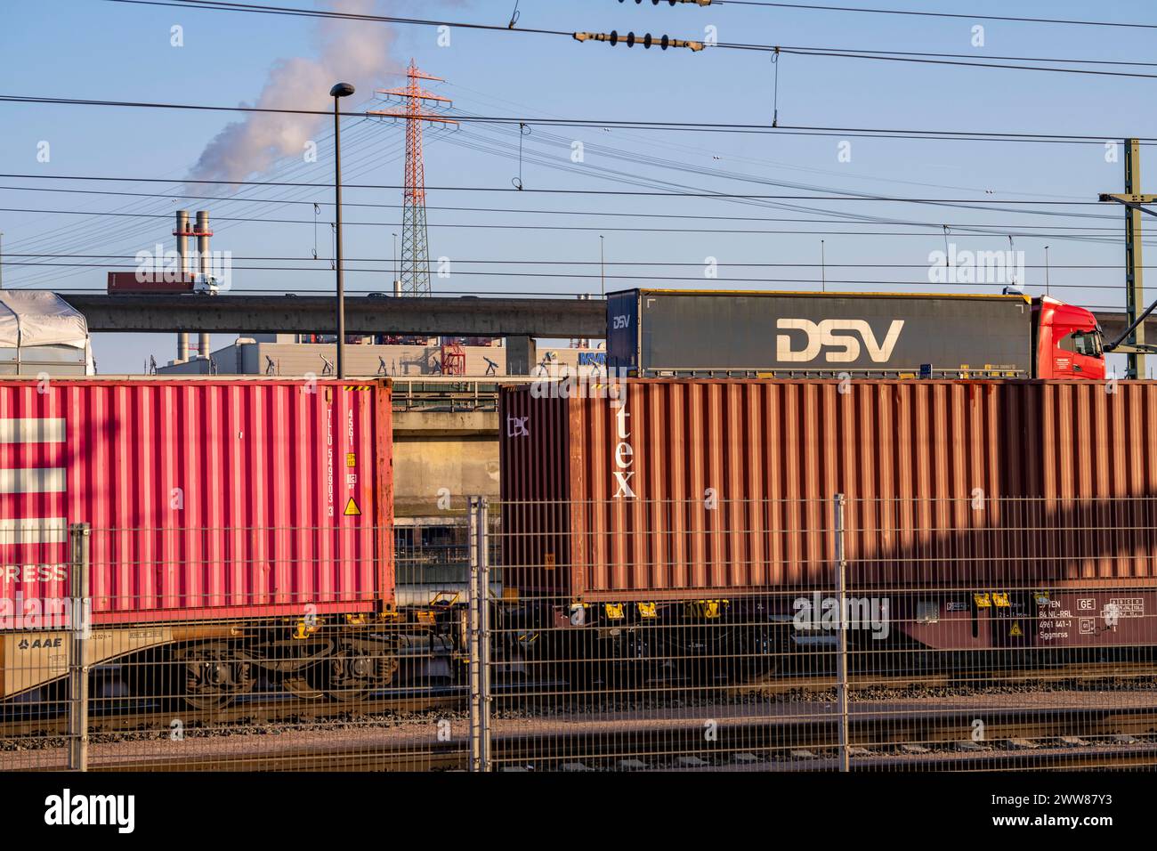 Reinforced concrete railroad bridge hi-res stock photography and images ...