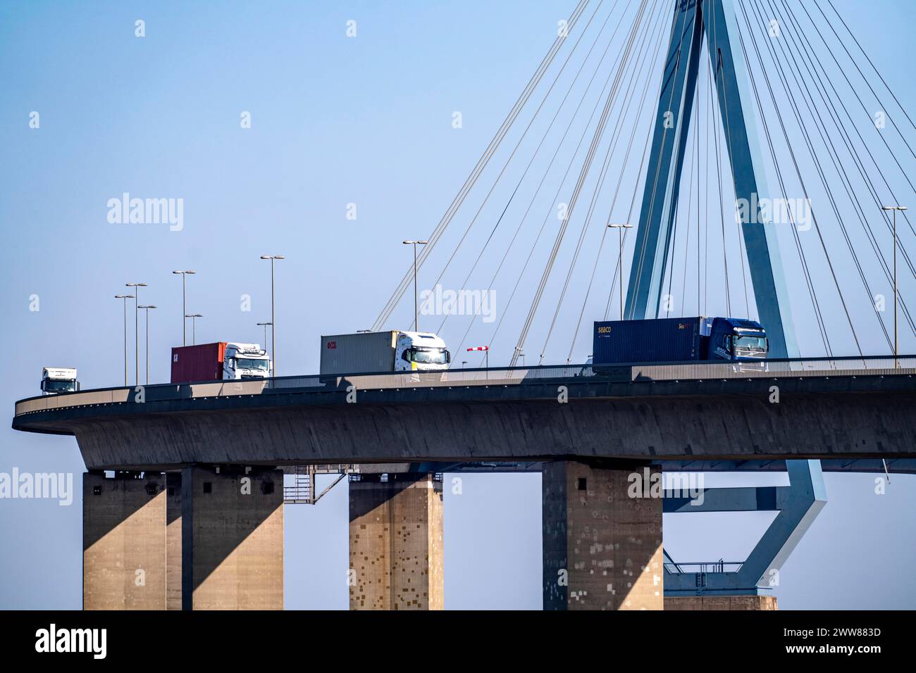 The Köhlbrand Bridge in the port of Hamburg, spans the 325 m wide ...
