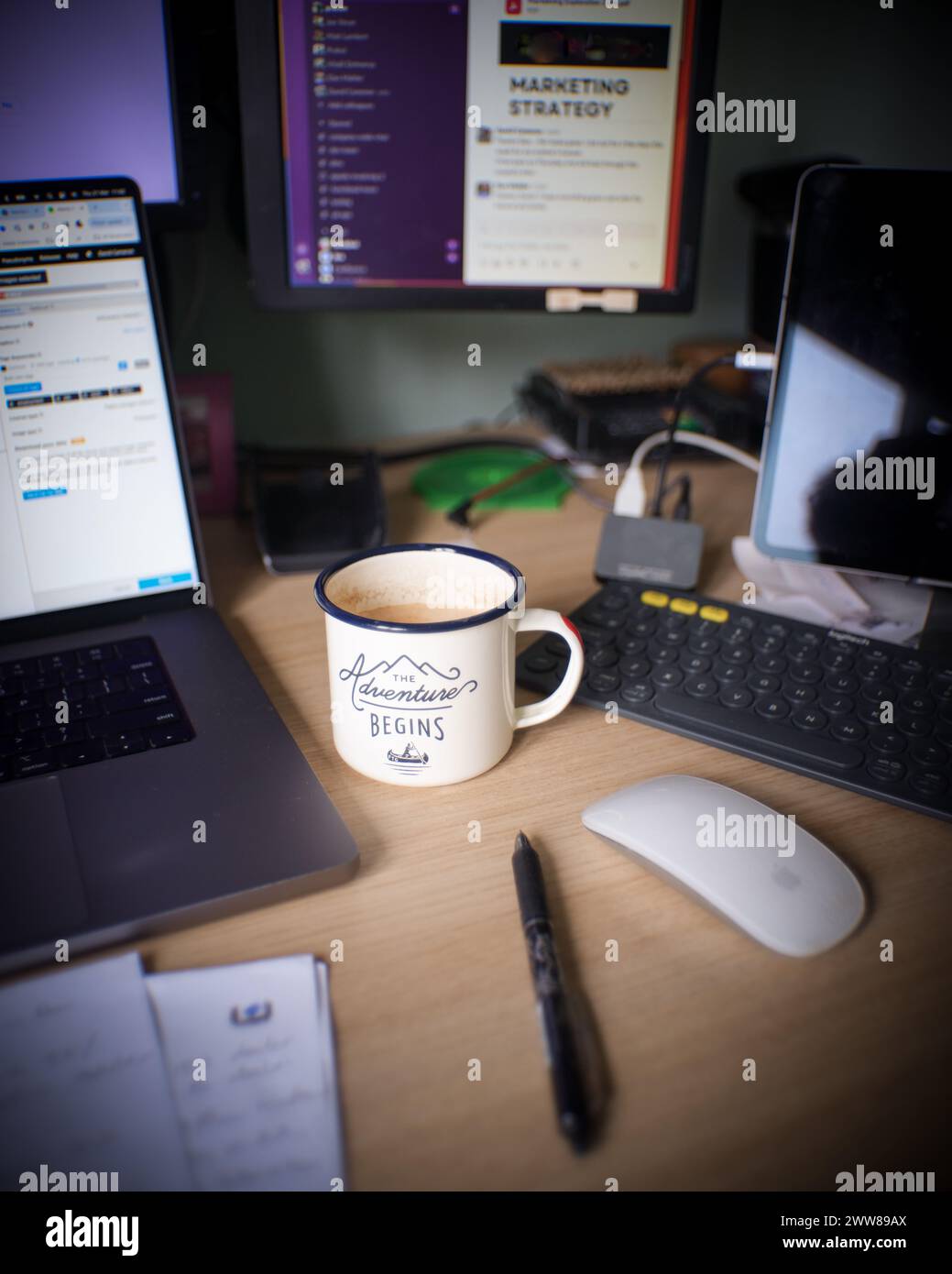 The desk of a remote home working employee Stock Photo - Alamy