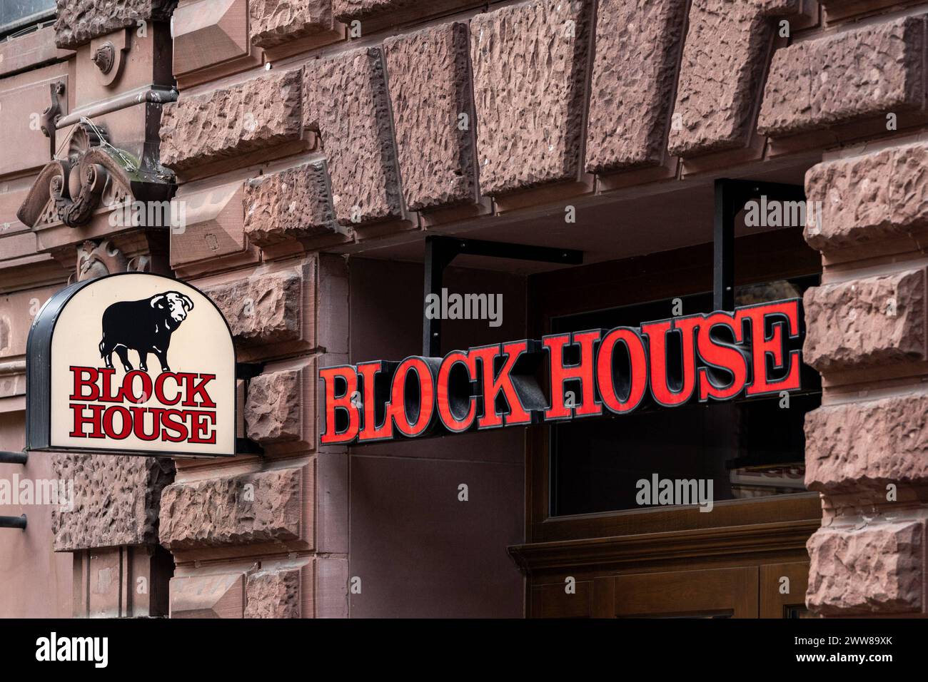 Block House Logo und Schriftzug am Lokaleingang 21.03.24, Frankfurt ...