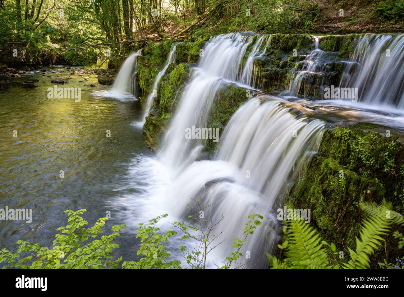Waterfall mid wales hi-res stock photography and images - Alamy