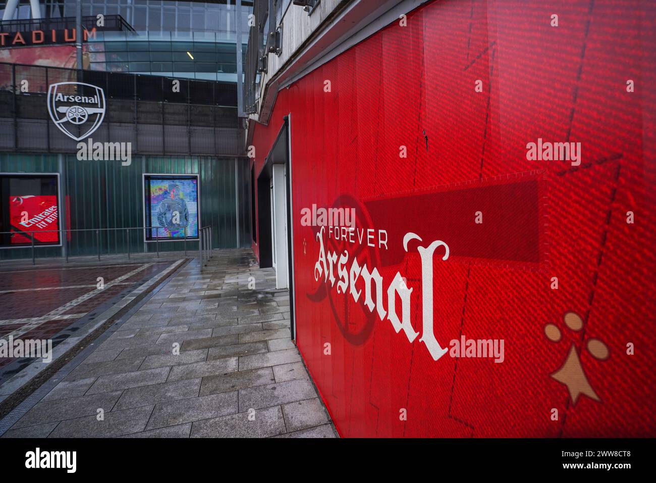 Arsenal emirates stadium north hi-res stock photography and images - Alamy