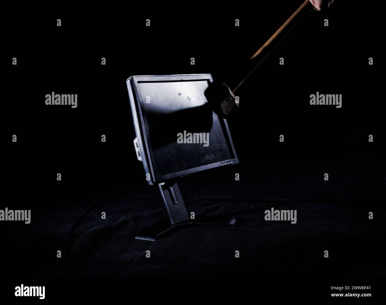Black hand hammer hi-res stock photography and images - Alamy