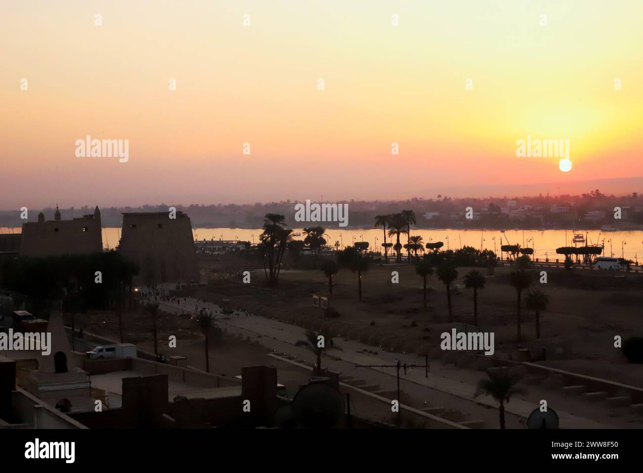 Unique sunset at Luxor Aswan Egypt. Beautiful sunset over the Nile ...