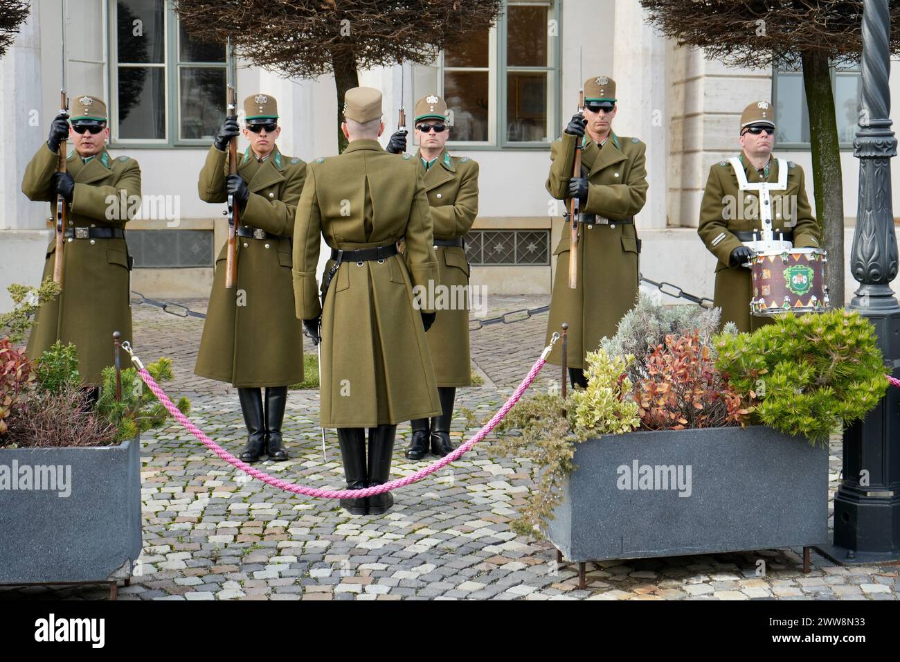 Soldiers of The 32nd Budapest Guard and Ceremonial Regiment on guard at ...
