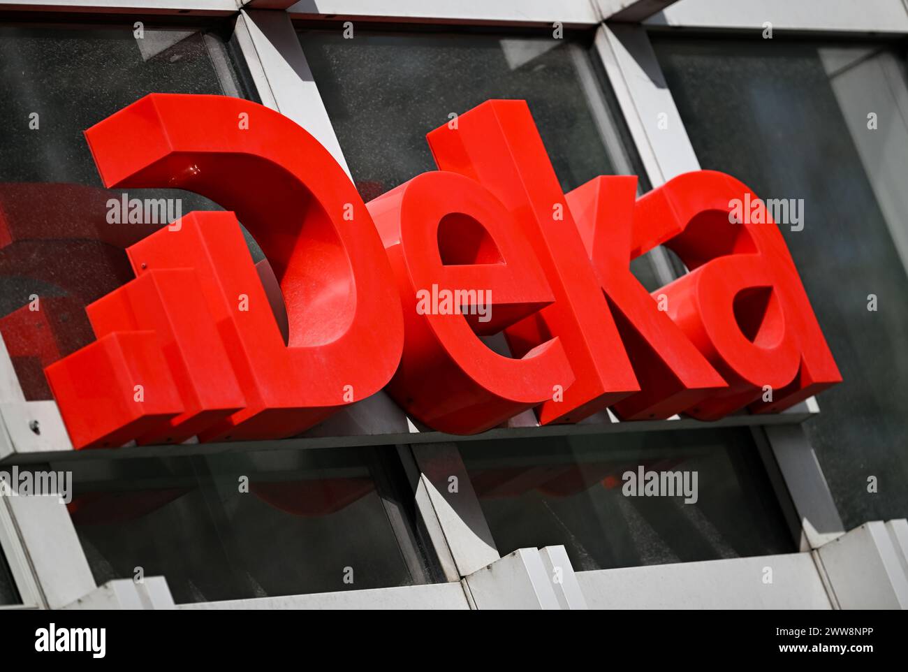 PRODUCTION - 22 March 2024, Hesse, Frankfurt/Main: DekaBank's "Deka ...