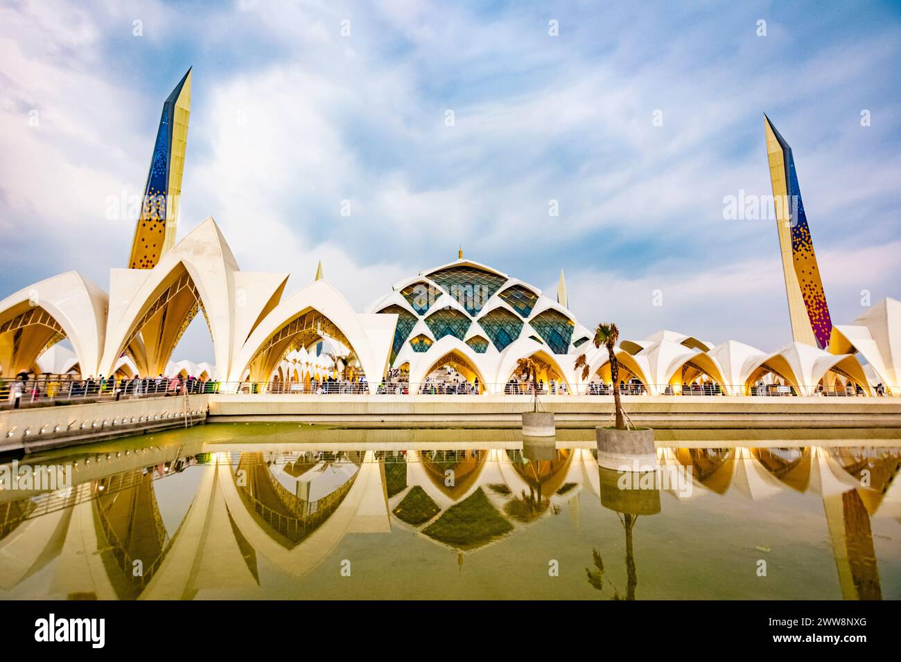 Masjid raya al jabbar hi-res stock photography and images - Alamy