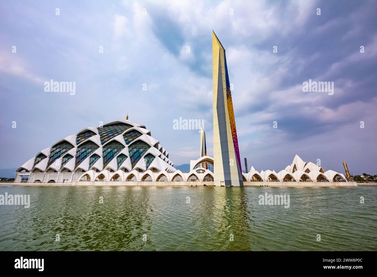 Masjid raya al jabbar hi-res stock photography and images - Alamy