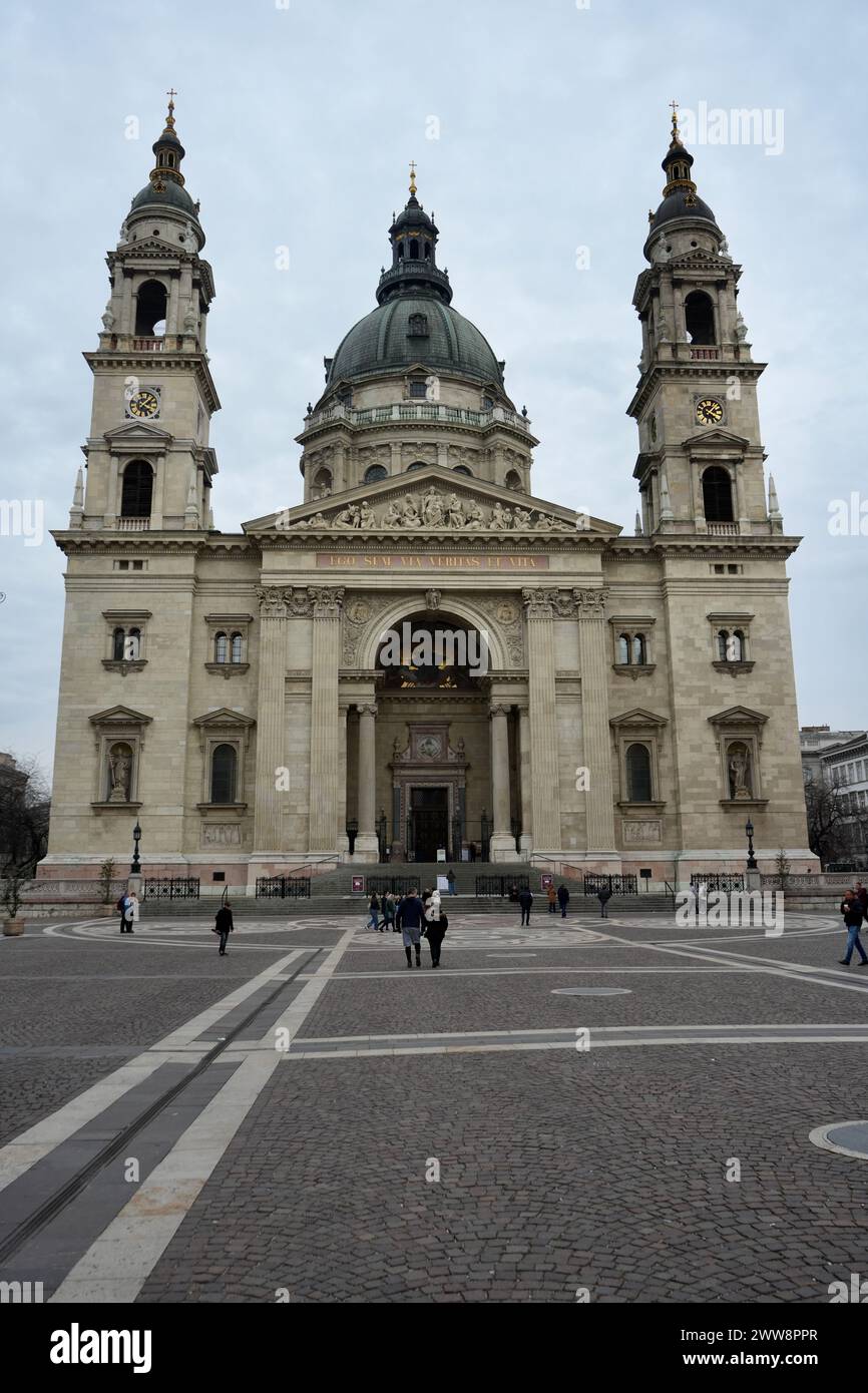 The Basilica of St Stephen, Budapest Stock Photo - Alamy