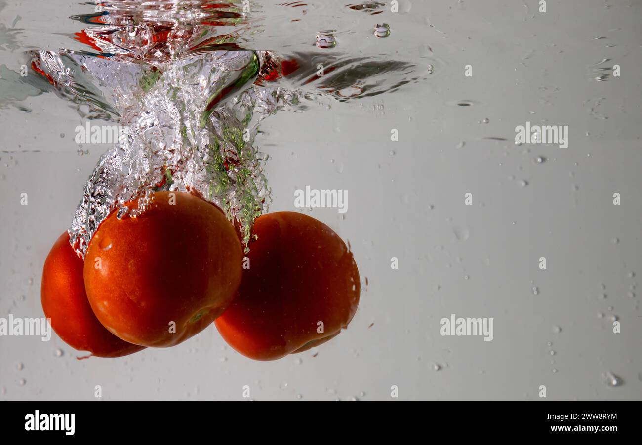 Big splashing water hi-res stock photography and images - Alamy