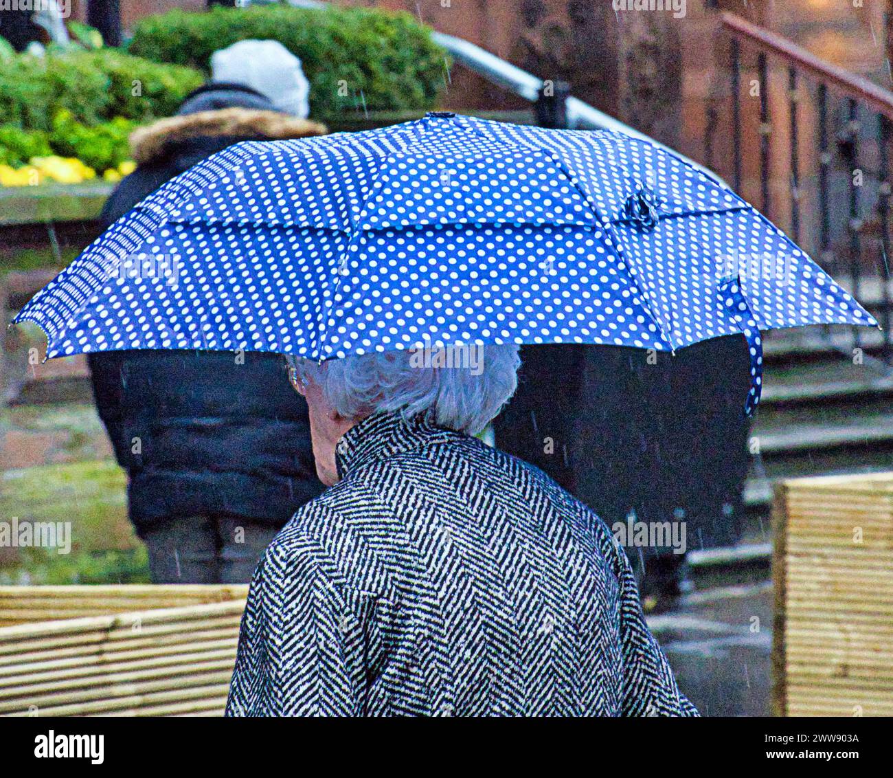 Glasgow, Scotland, UK. 22nd March, 2024: UK Weather: Gusty spring ...