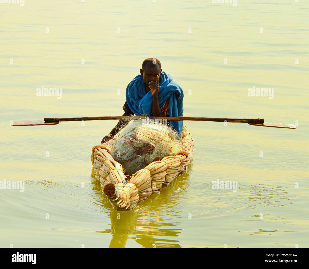 Fisherman on Lake Tana, on a papyrus boat Stock Photo - Alamy