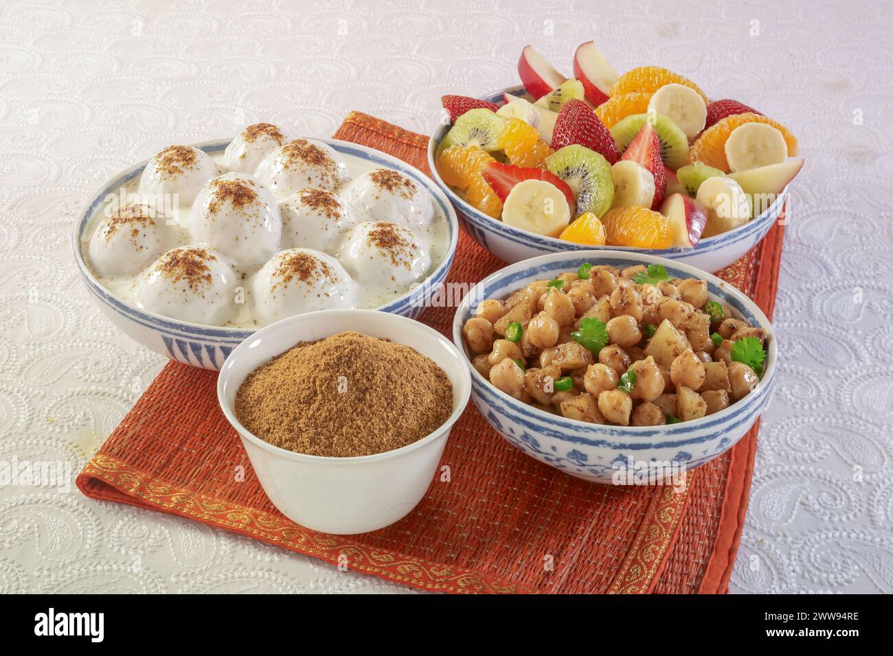 Dahi masala hi-res stock photography and images - Alamy