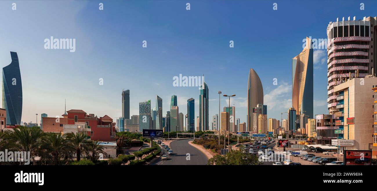 Construction skyscrapers kuwait city hi-res stock photography and ...