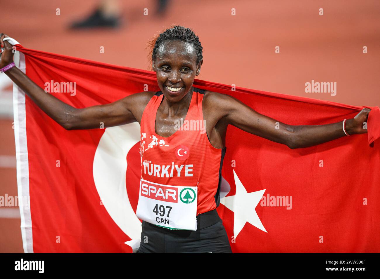 Yasemin Can (Turkey), Gold Medal. Women's 10,000 metres. European ...