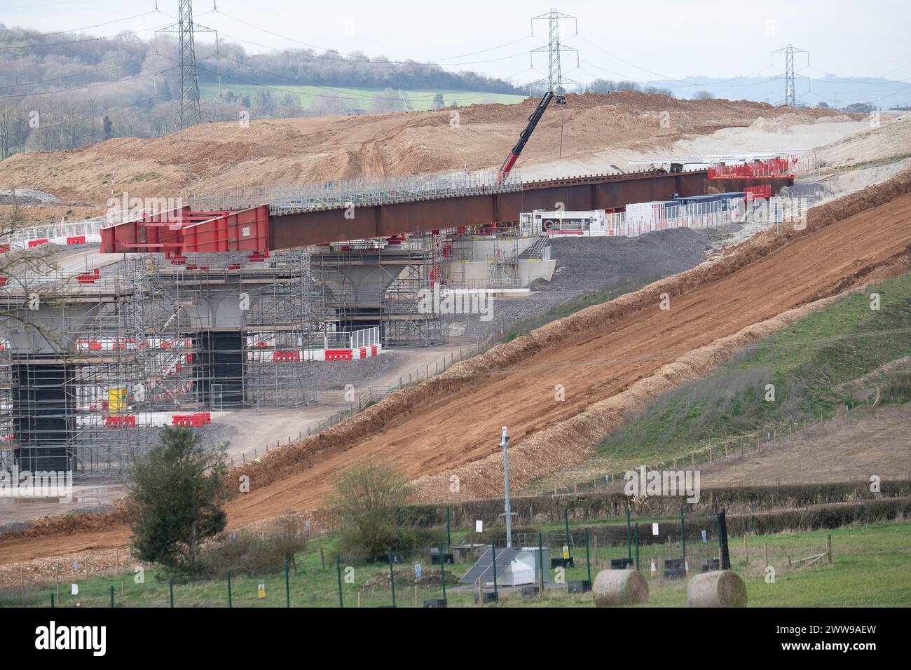 Wendover Dean, UK. 21st March, 2024. HS2 are building the 450m long ...