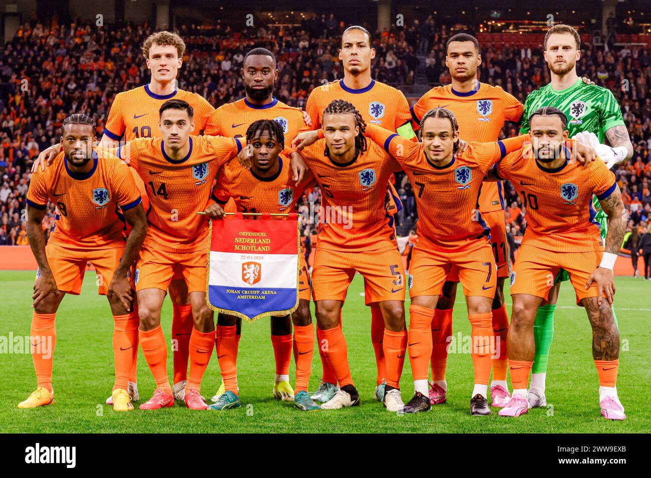 AMSTERDAM, NETHERLANDS - MARCH 22: Team Photo of the Netherlands, (back ...