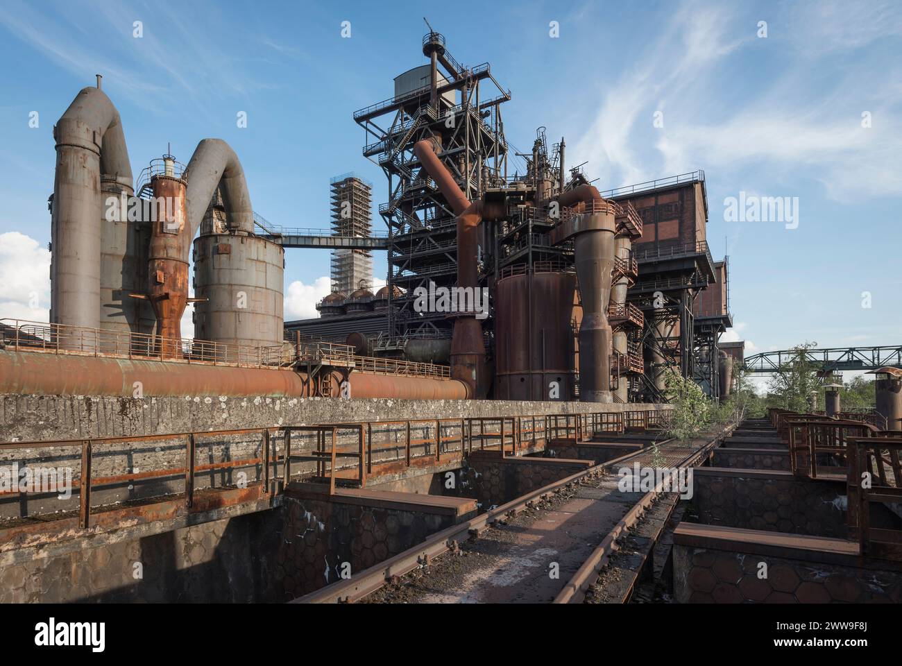 Global urbex hi-res stock photography and images - Alamy