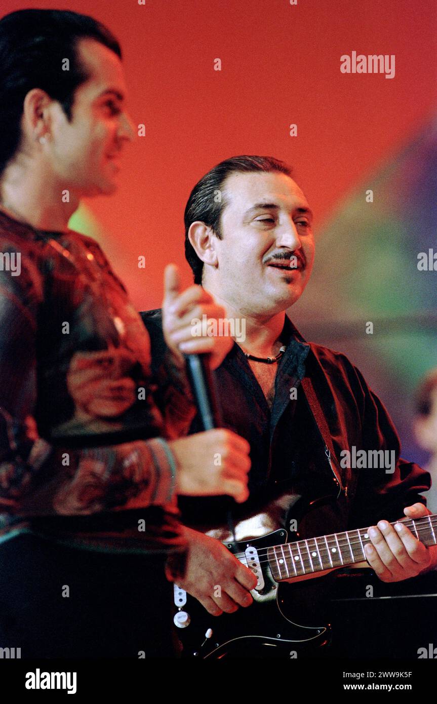 Milan Italy 05/04/1997 : The singer Piero Pelù and the guitarist Ghigo ...