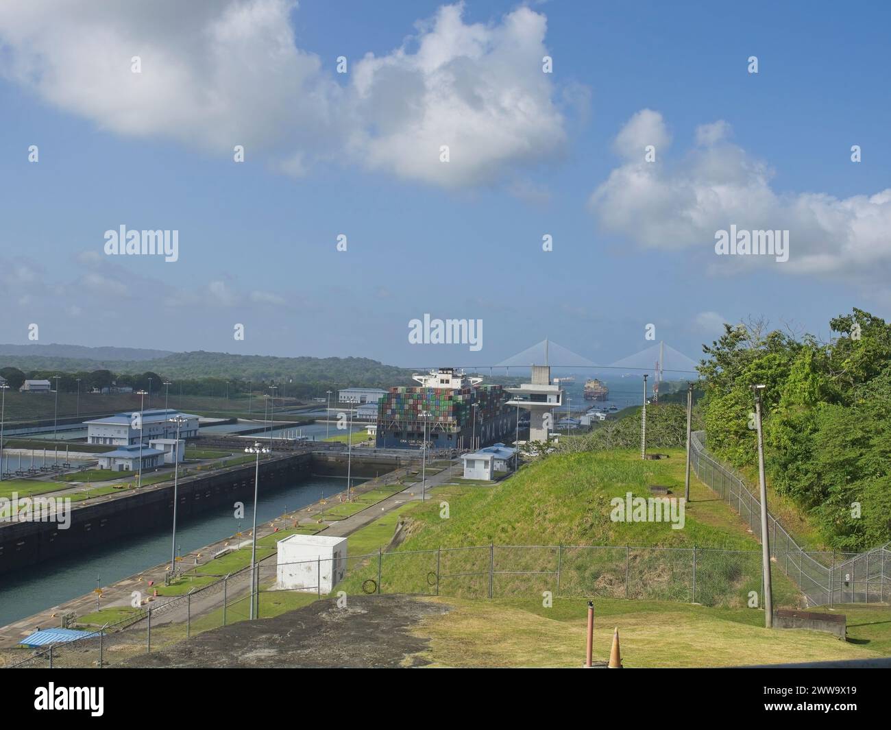 Ships passing through the Panama Canal Stock Photo - Alamy