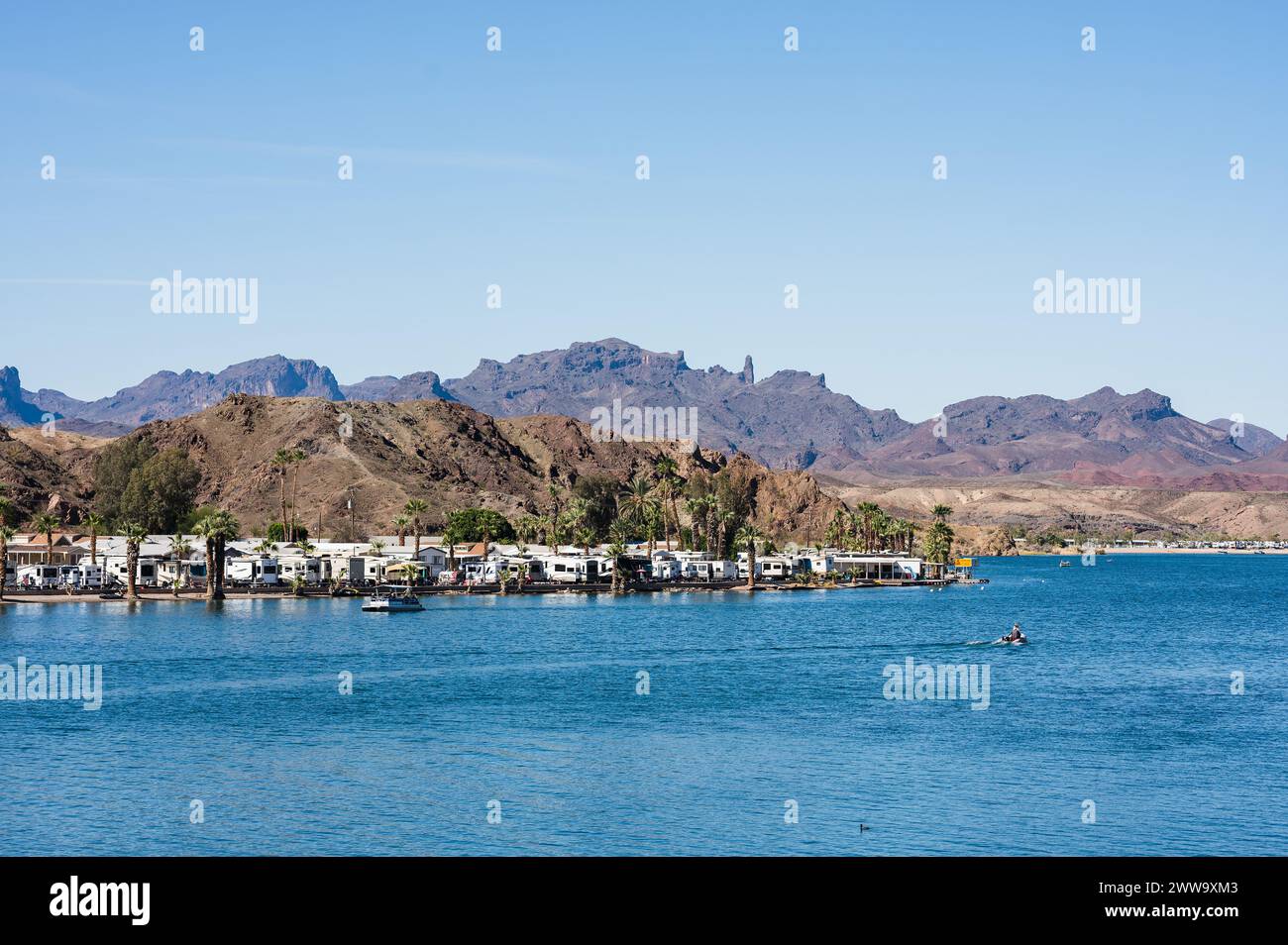 Campgrounds and resorts along the Colorado River below the Parker Dam ...