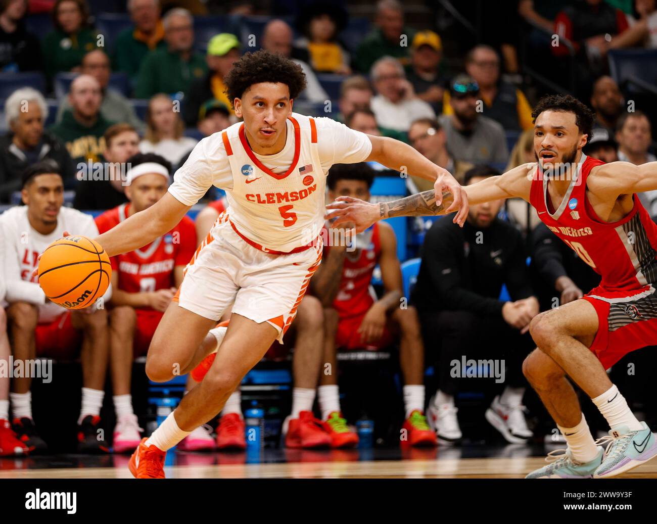 Memphis, Tennessee, USA. 22nd Mar, 2024. Clemson forward JACK CLARK (5 ...