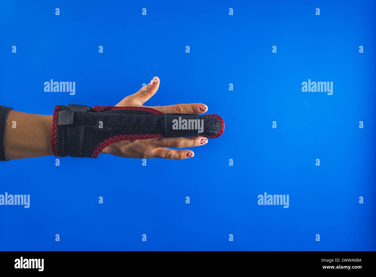 Plastic two sided finger splint with two convenient hook and loop ...