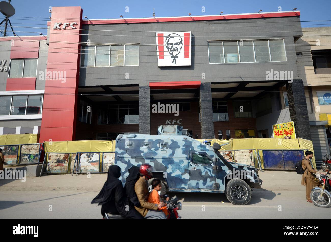 Peshawar, Peshawar, Pakistan. 22nd Mar, 2024. KFC restaurant branch ...