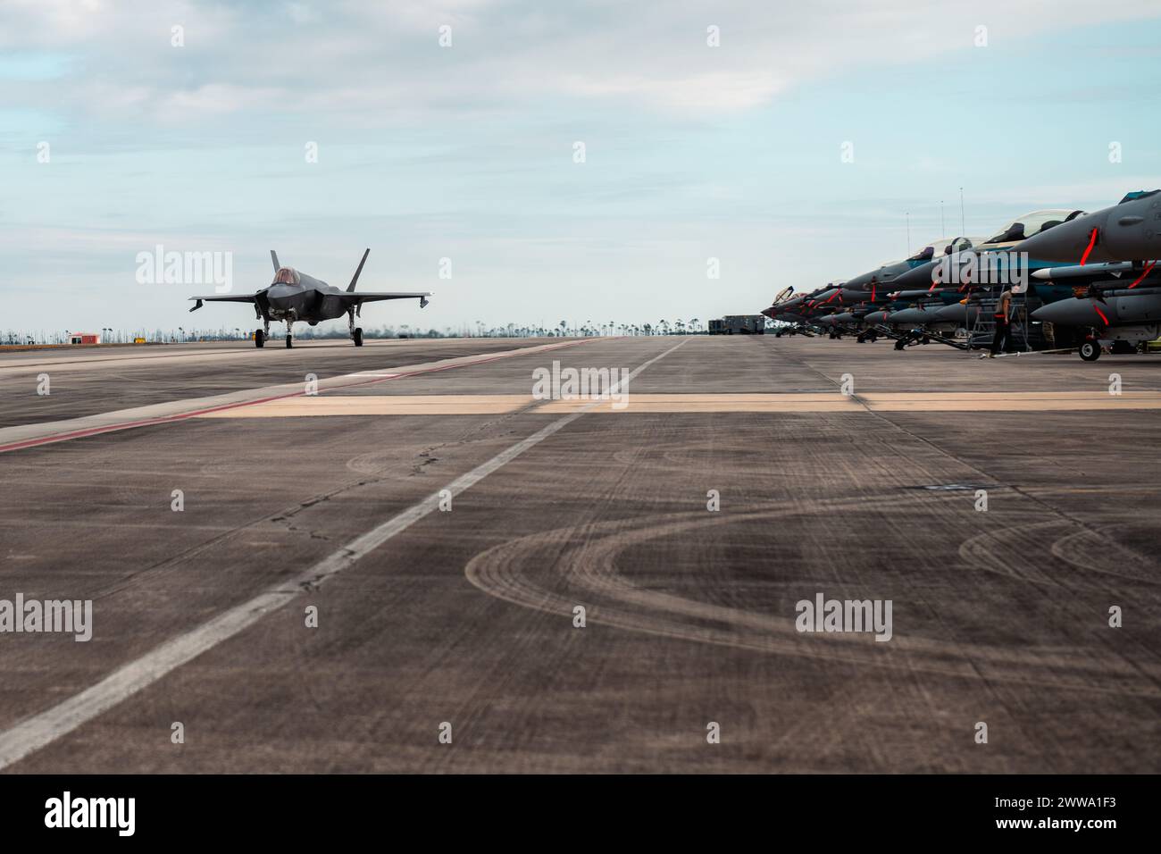 An F-35A Lightning II taxis the runway at Tyndall Air Force Base ...