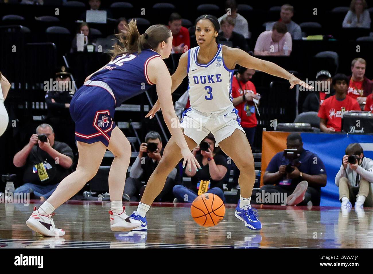 Columbus, Ohio, USA. 22nd Mar, 2024. Richmond Spiders guard Siobhan ...