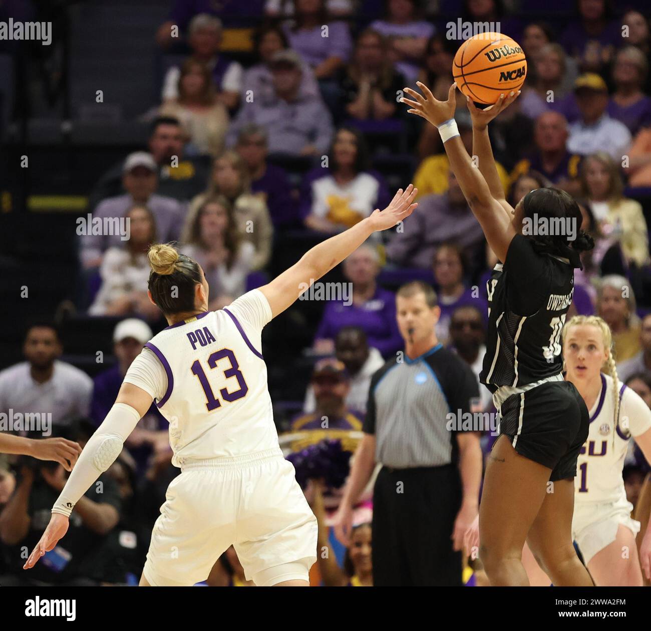 Baton Rouge, USA. 22nd Mar, 2024. Rice Owls guard Jazzy Owens-Barnett ...