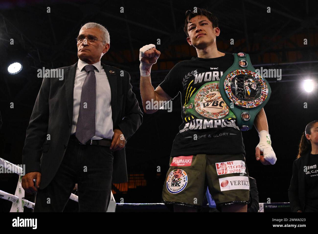 Superfeather hi-res stock photography and images - Alamy