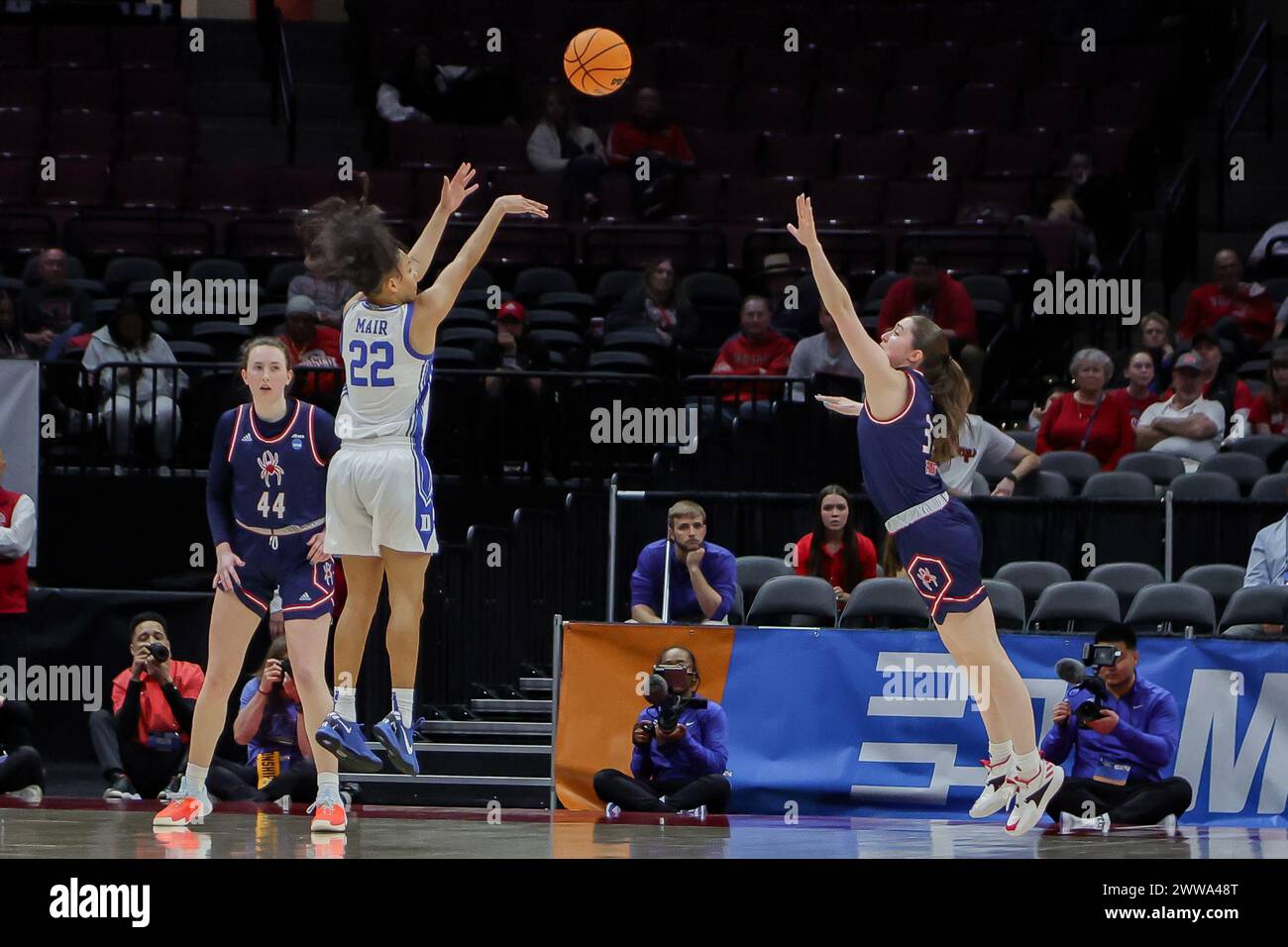 Columbus, Ohio, USA. 22nd Mar, 2024. Richmond Spiders guard Rachel ...