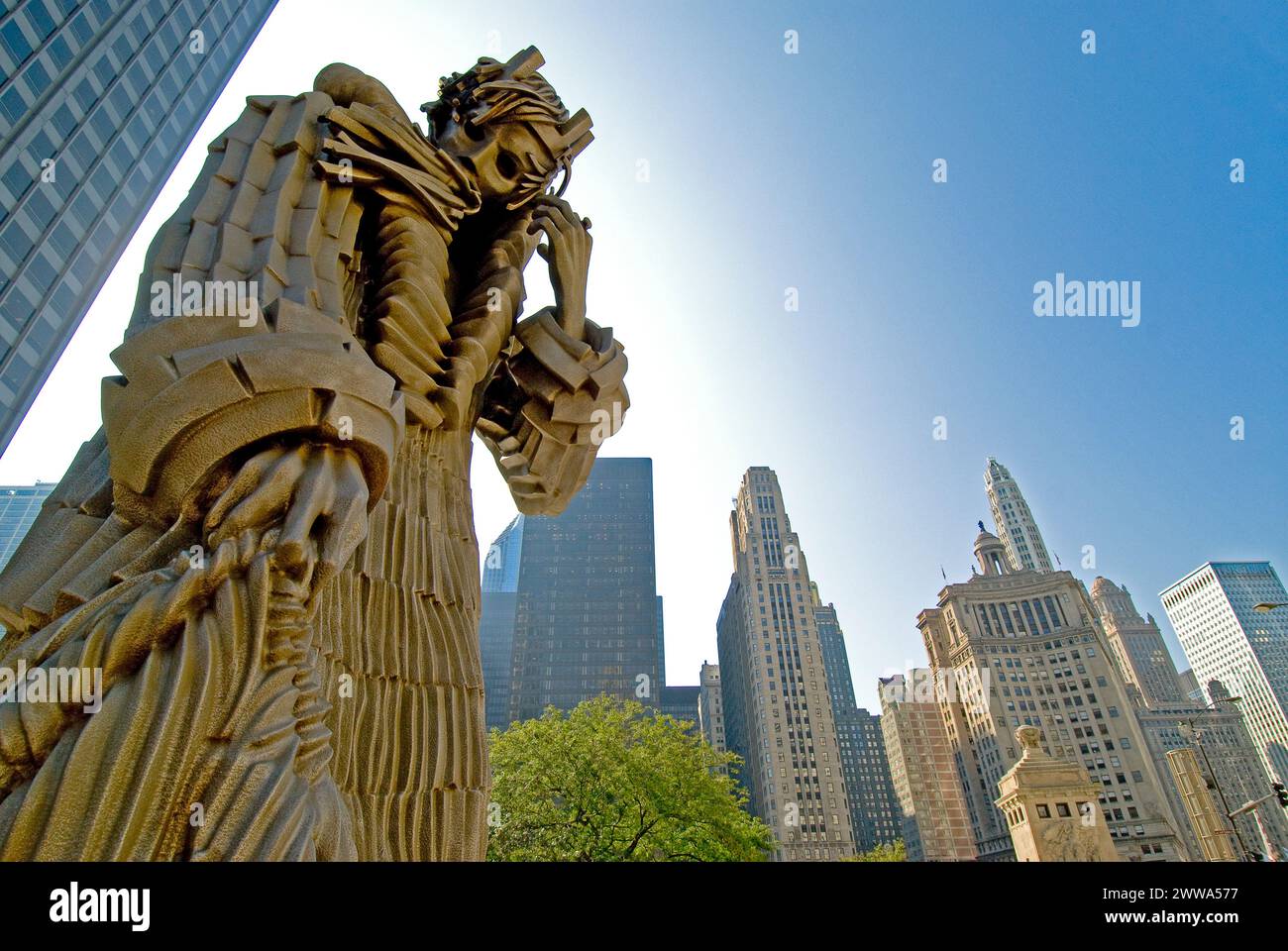 "King Lear" a bronze statue by J.Seward Johnson in Pioneer Court in ...