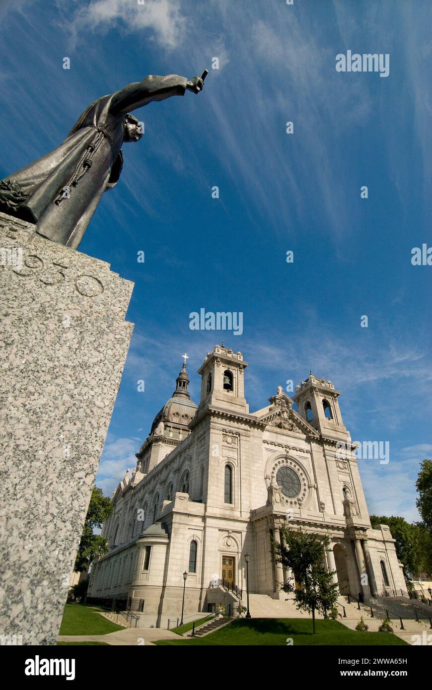 statue of Fr Louis Hennepin, priest, missionary and explorer who ...