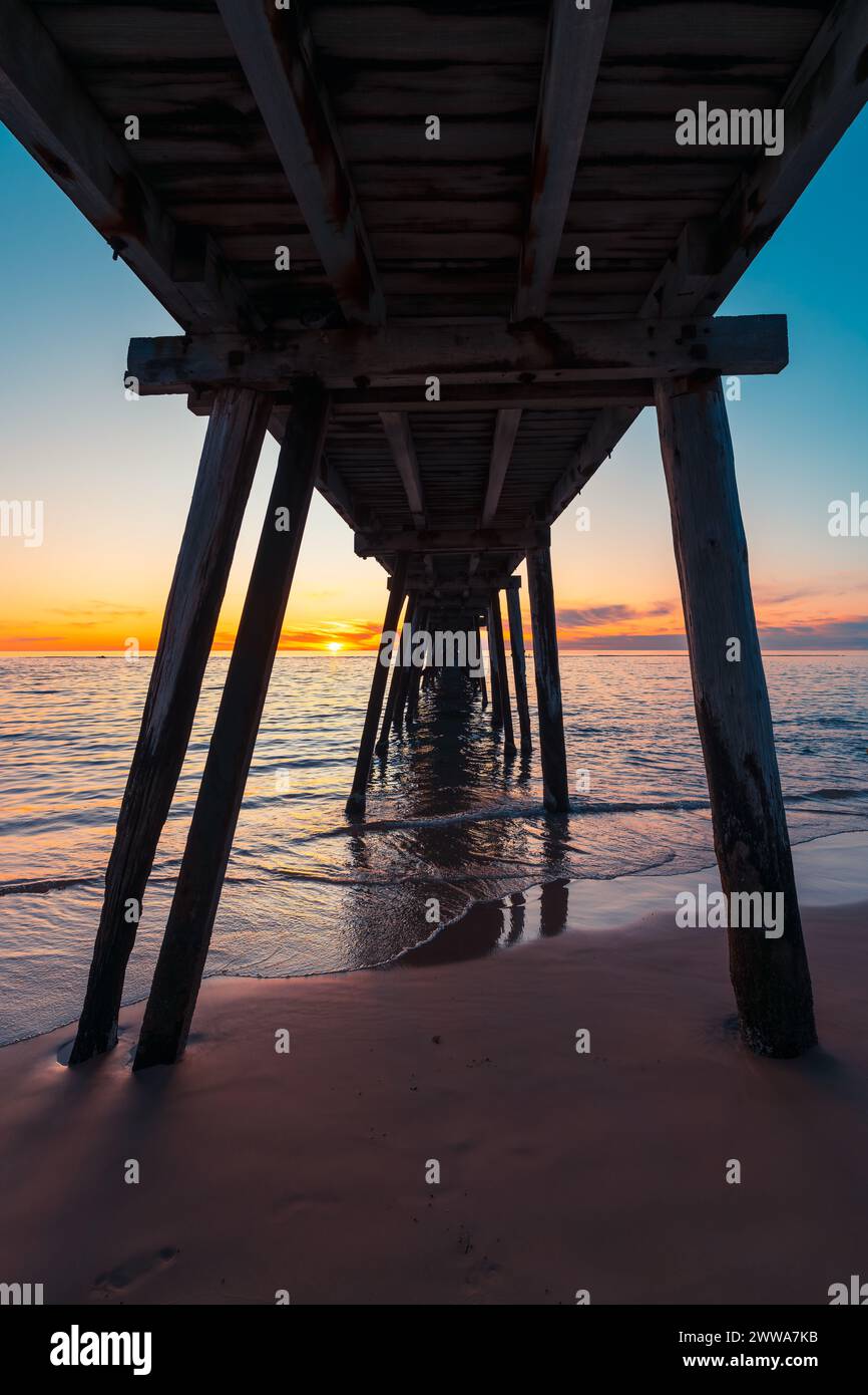 Port noarlunga beach from the sea hi-res stock photography and images ...