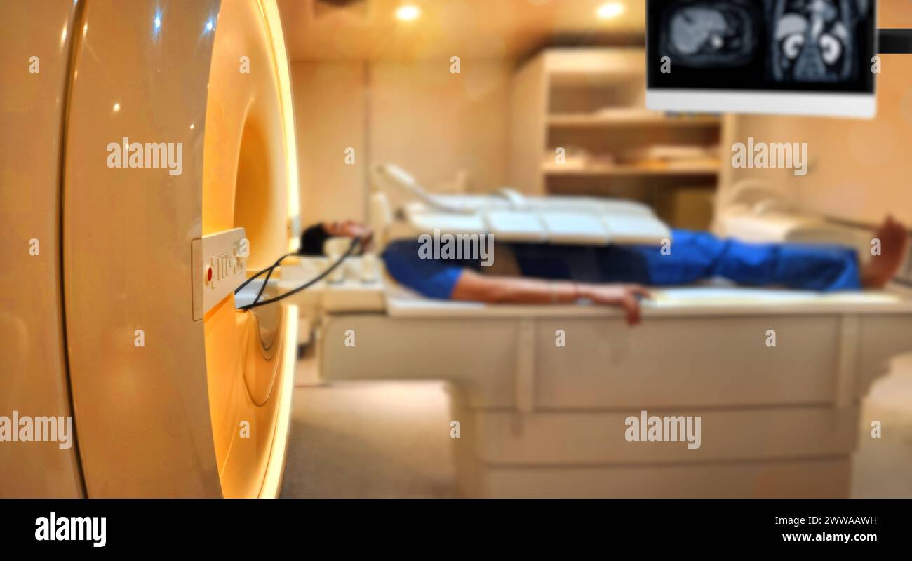 Abdomen axial mri scan hi-res stock photography and images - Alamy
