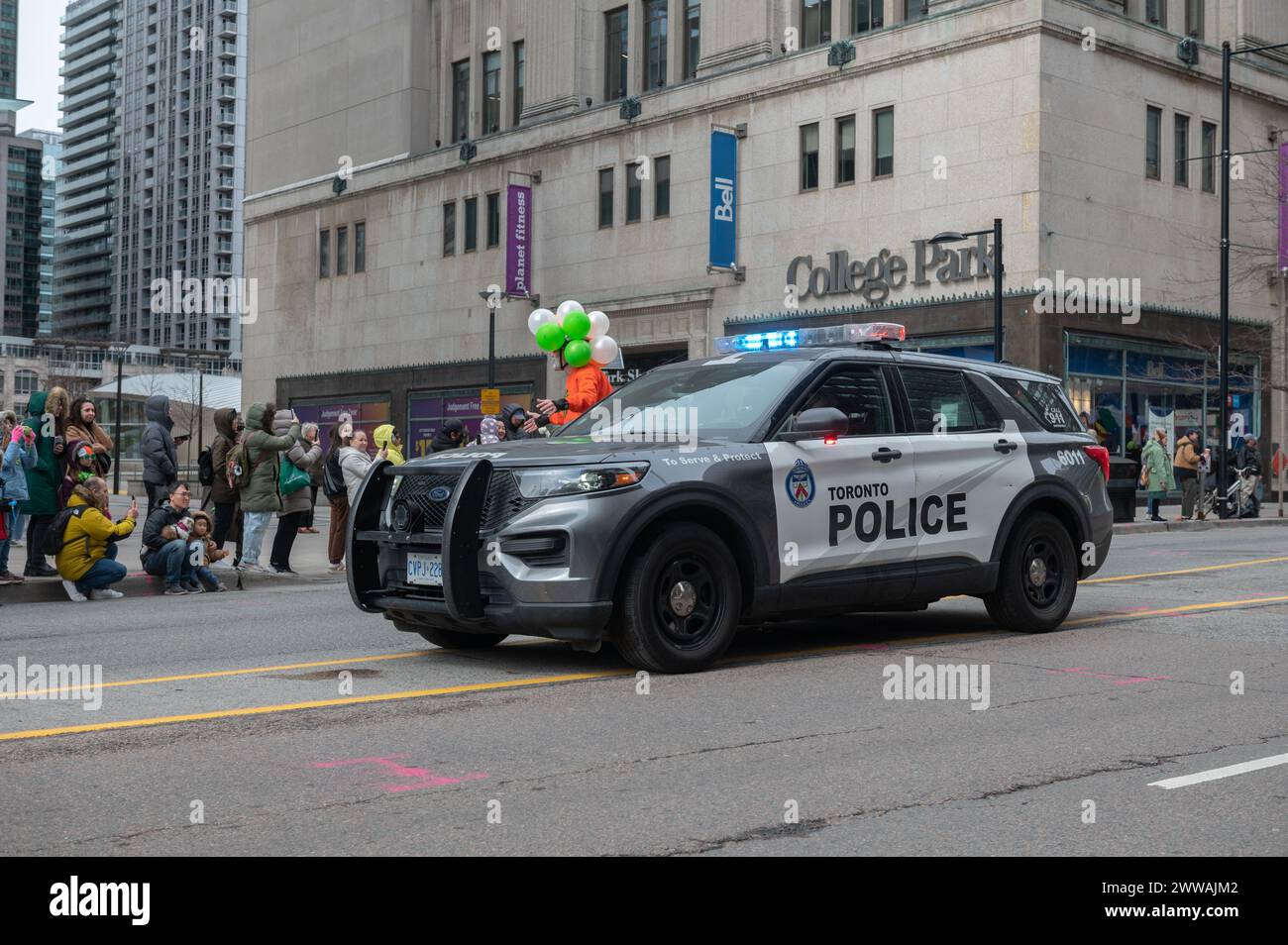 Toronto, ON, Canada - March 17, 2024: Mounted police patrol the streets ... Toronto, ON, Canada - March 17, 2024: Mounted police patrol the streets ...
