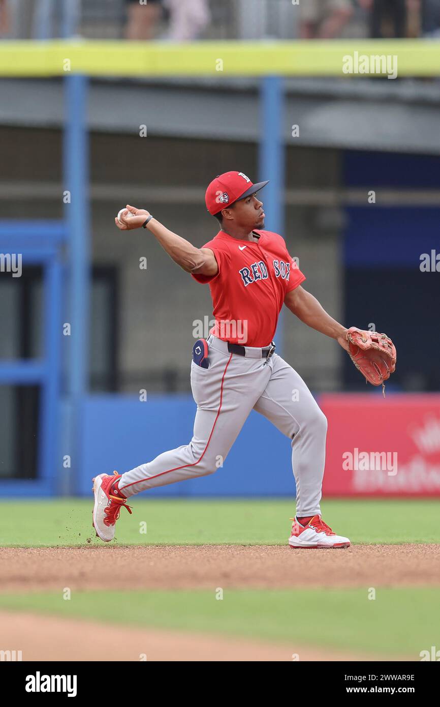 Dunedin, FL: Boston Red Sox second baseman Enmanuel Valdez (47) throws ...