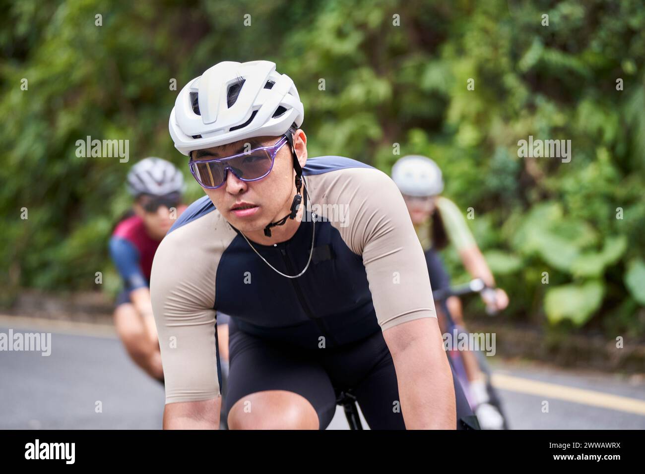 Male road cyclist hi-res stock photography and images - Alamy