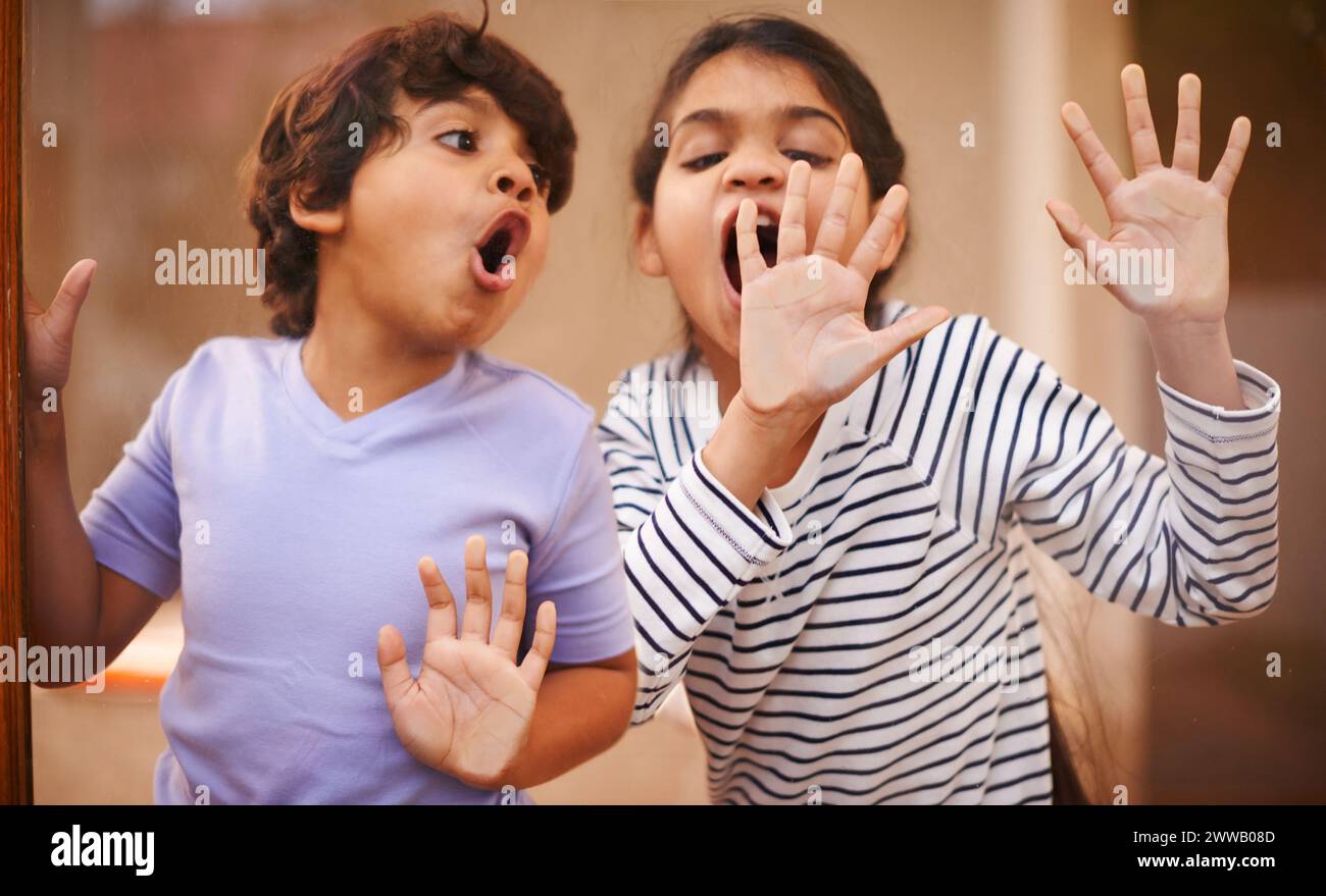 Funny people press hi-res stock photography and images - Alamy