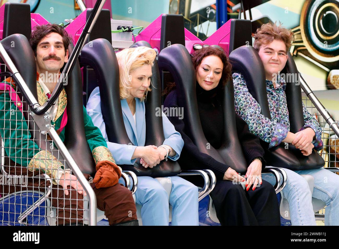 Marilyn Fackler, Lilly Becker und Jamie Fackler bei der Einweihung des ...